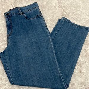 Gloria Vanderbilt | Jeans | Gloria Vanderbilt Amanda Straight Legs ...